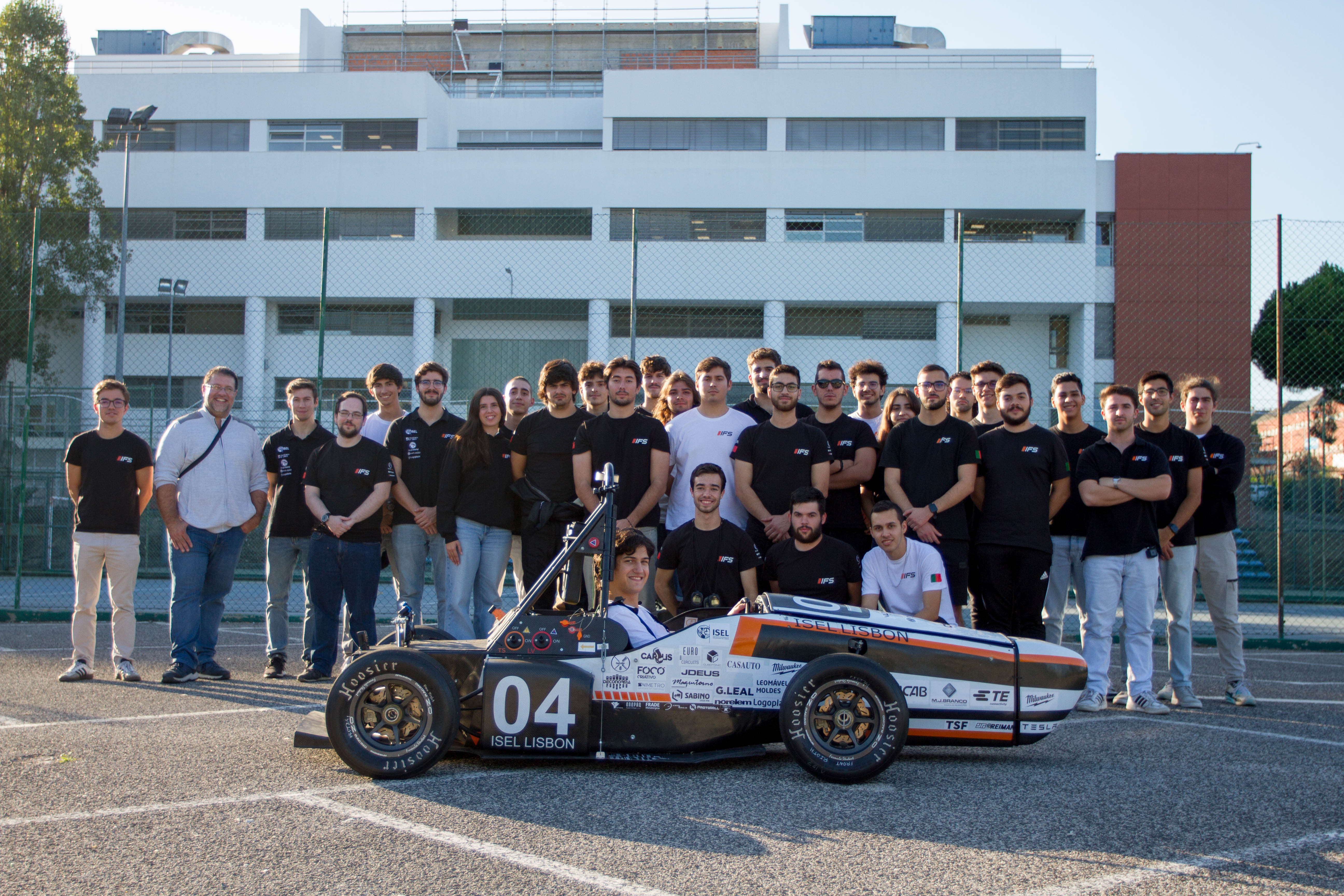 ISEL Formula Student lança novo veículo elétrico | Politécnico de Lisboa